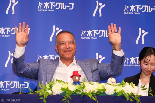 Dave Roberts Addresses Kinoshita Group Partnership, Dodgers Repeat ...